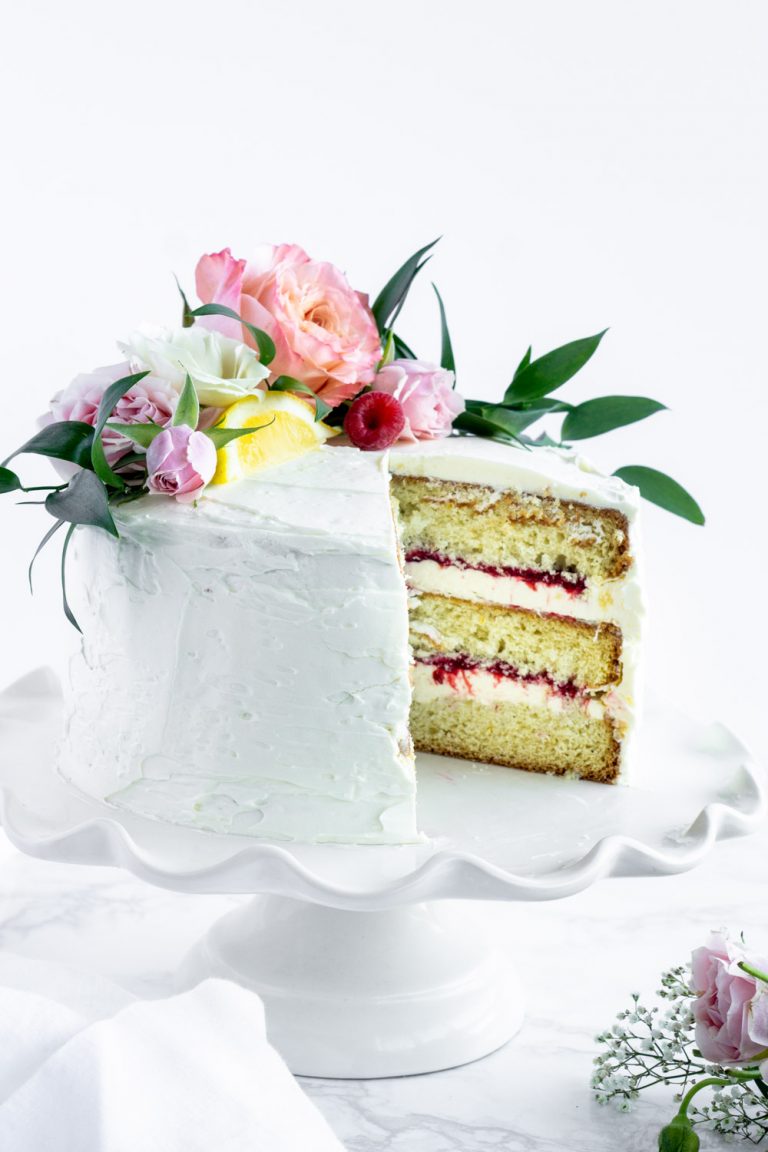 Refreshing Limoncello Cake with Raspberry Filling - Pina Bresciani